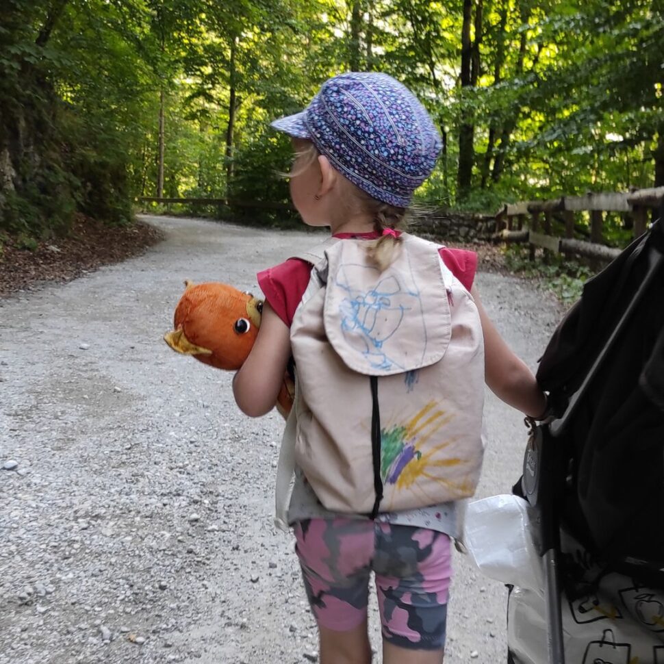 Nejoblíbenější střihy na kabelky, batohy a pouzdra - Šijeme ...
